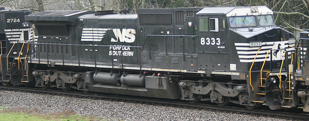 NS 8333